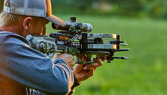 Crossbow Hunting: How to Get Ready For The Shot With Minimum Movement ...